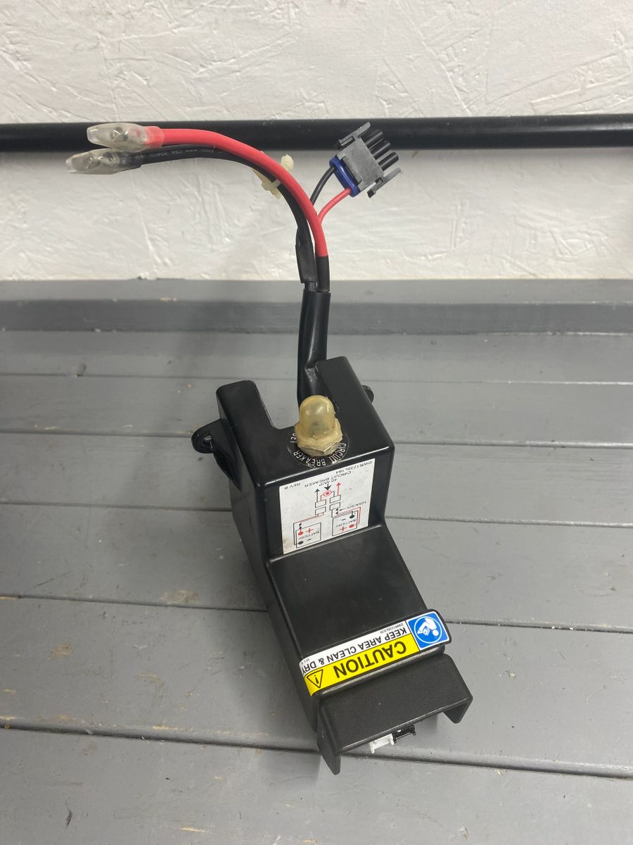 Pride Colt Deluxe Junction Box